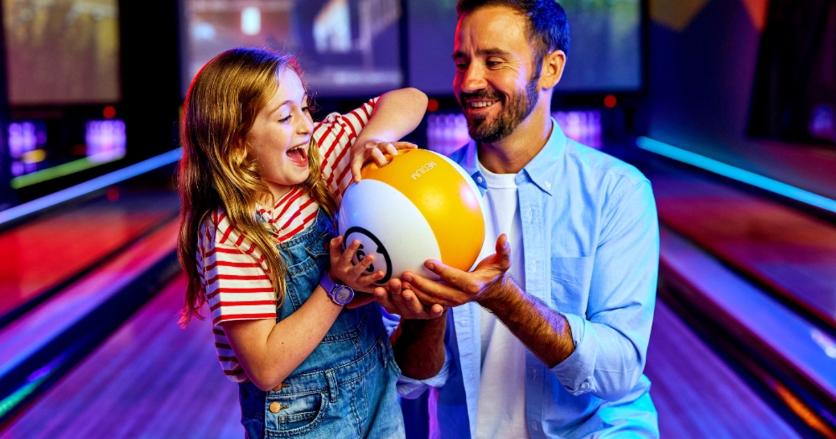 Anatomy of a bowling ball | Zone Bowling